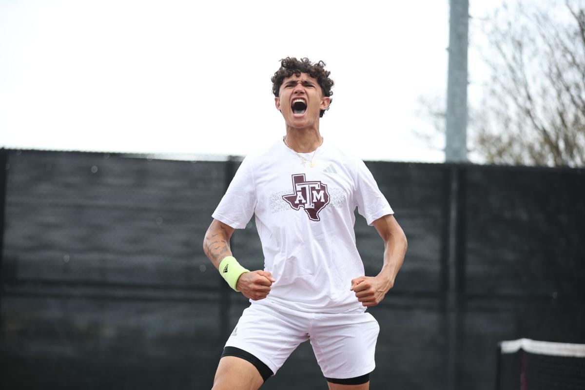 12th-ranked Texas A&M's men's tennis rally for win over Georgia