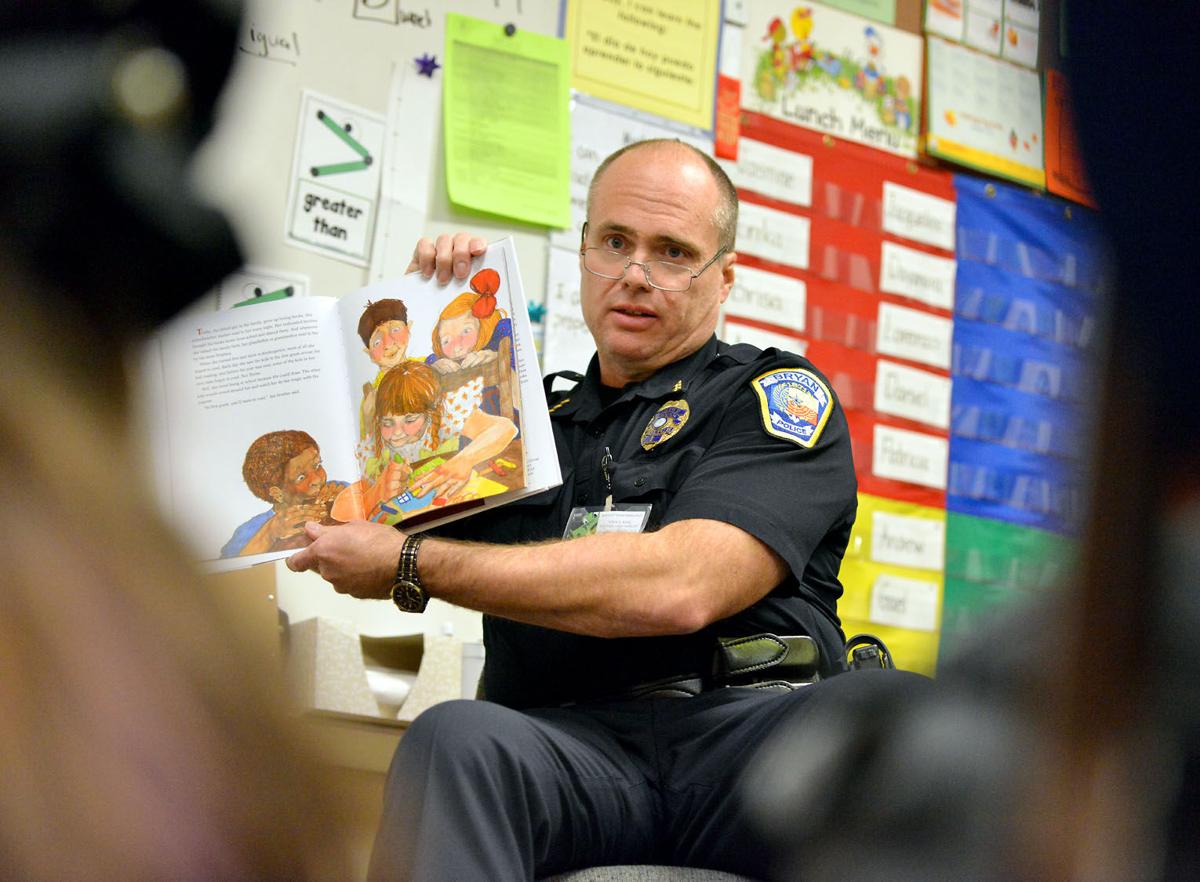 Community gathers for third annual reading night at Navarro Elementary