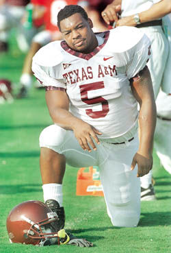 Toombs clearing paths both on, off field