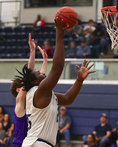 Size advantage lifts Bryan Viking boys over Willis, 55-36