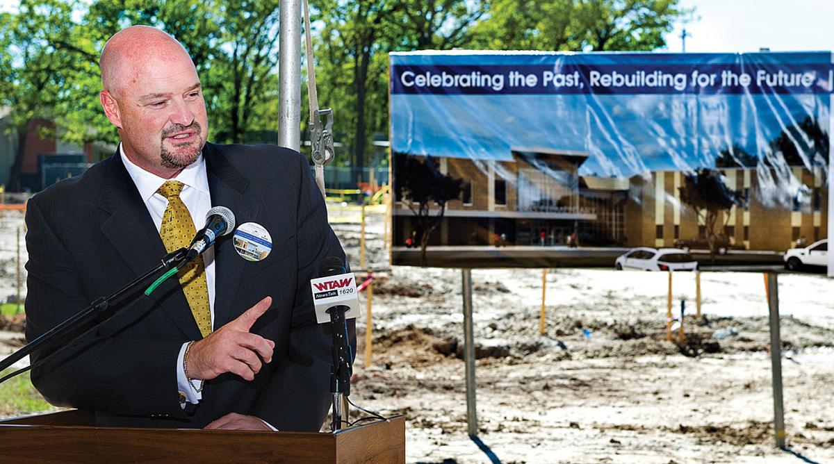 Former Bryan ISD superintendent Tommy Wallis obtains court order, seeks ...