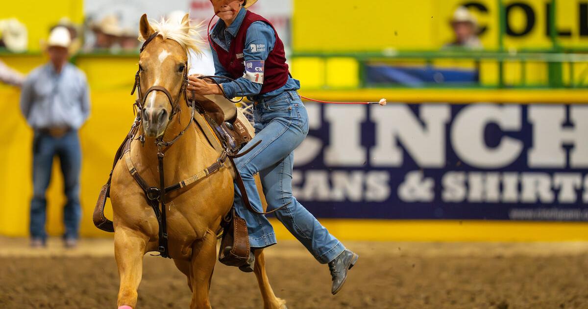 National rodeo champion Aggie picks up degree