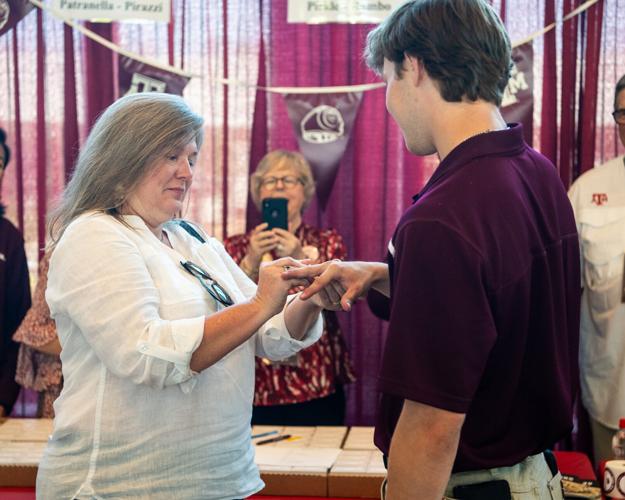 Aggie families celebrate Ring Day, enjoy A&M traditions