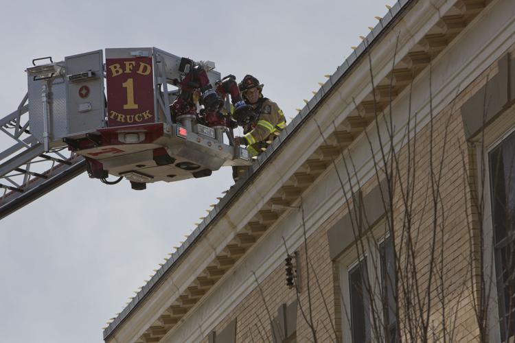 Oven fire singes Downtown Bryan pizza parlor