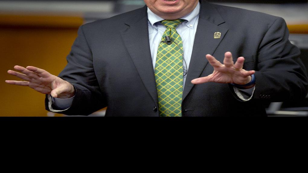 Kenneth Starr speaks at A&M symposium | News | theeagle.com