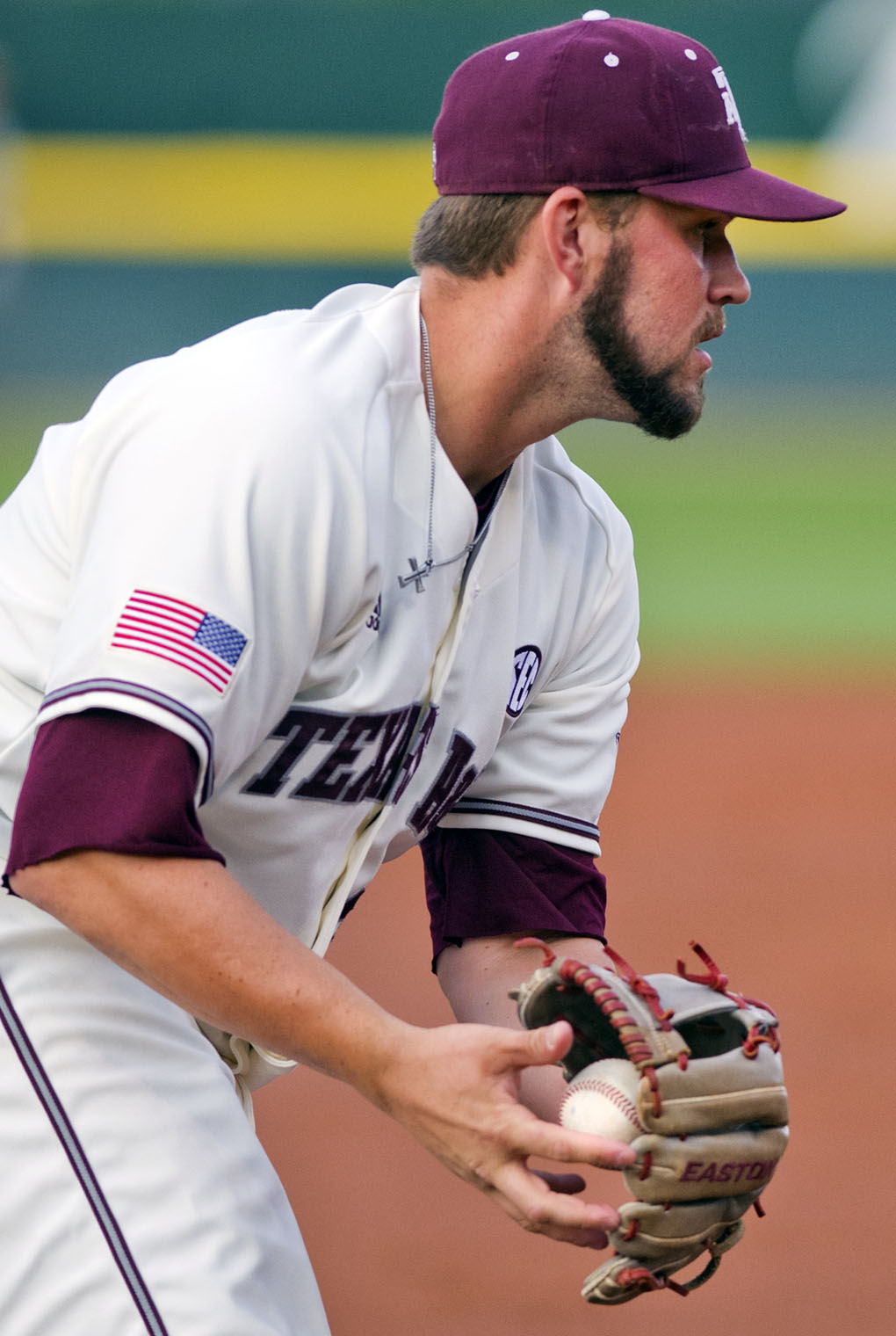 No. 1 Texas A&M baseball team takes opener against Mississippi St ...