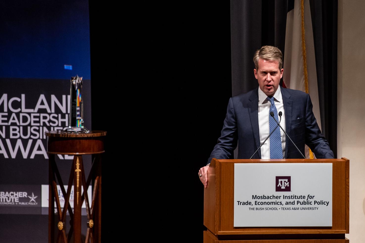 GALLERY: 2022 McLane Leadership In Business Award - Arch "Beaver" Aplin III