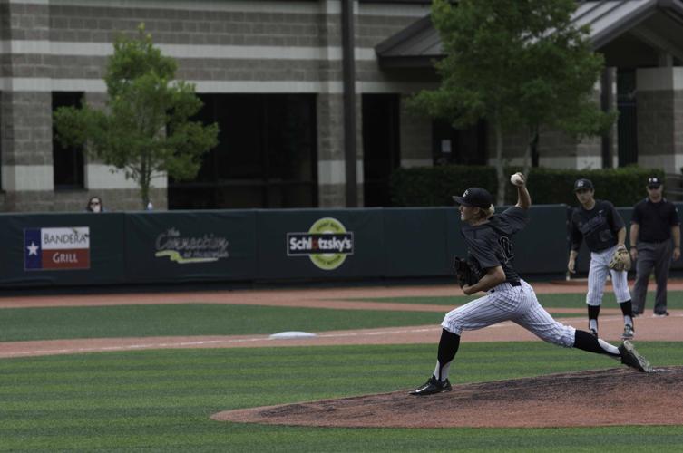 Cougars' Travis Hester says defense, focus have helped him in playoffs