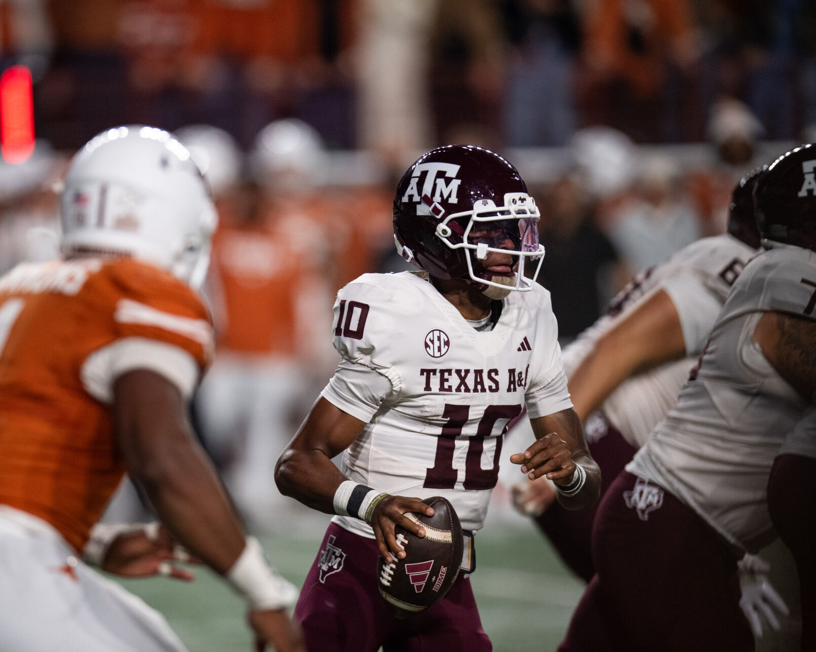 Lone Star Showdown will kick at night