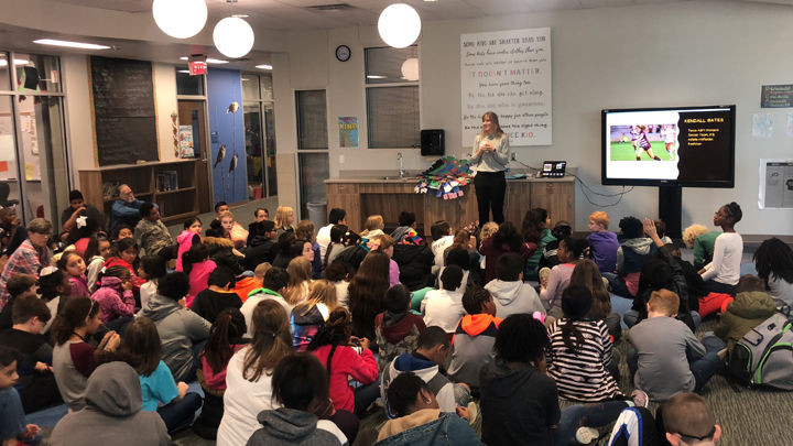 Aggie athletes, staff discuss leadership with Sul Ross fourth-graders