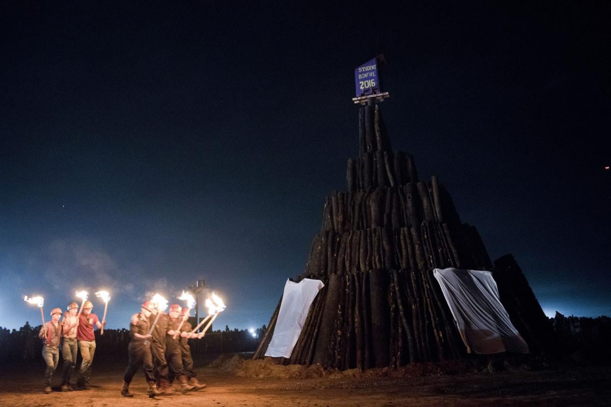 Student Bonfire built on tradition