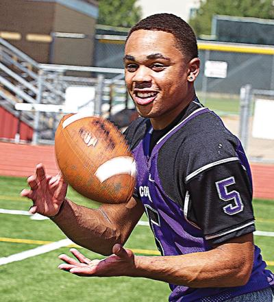 Sennette's versatility a big plus for College Station offense