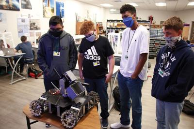 Texas A&M RoboMaster team talks robotics with middle school students
