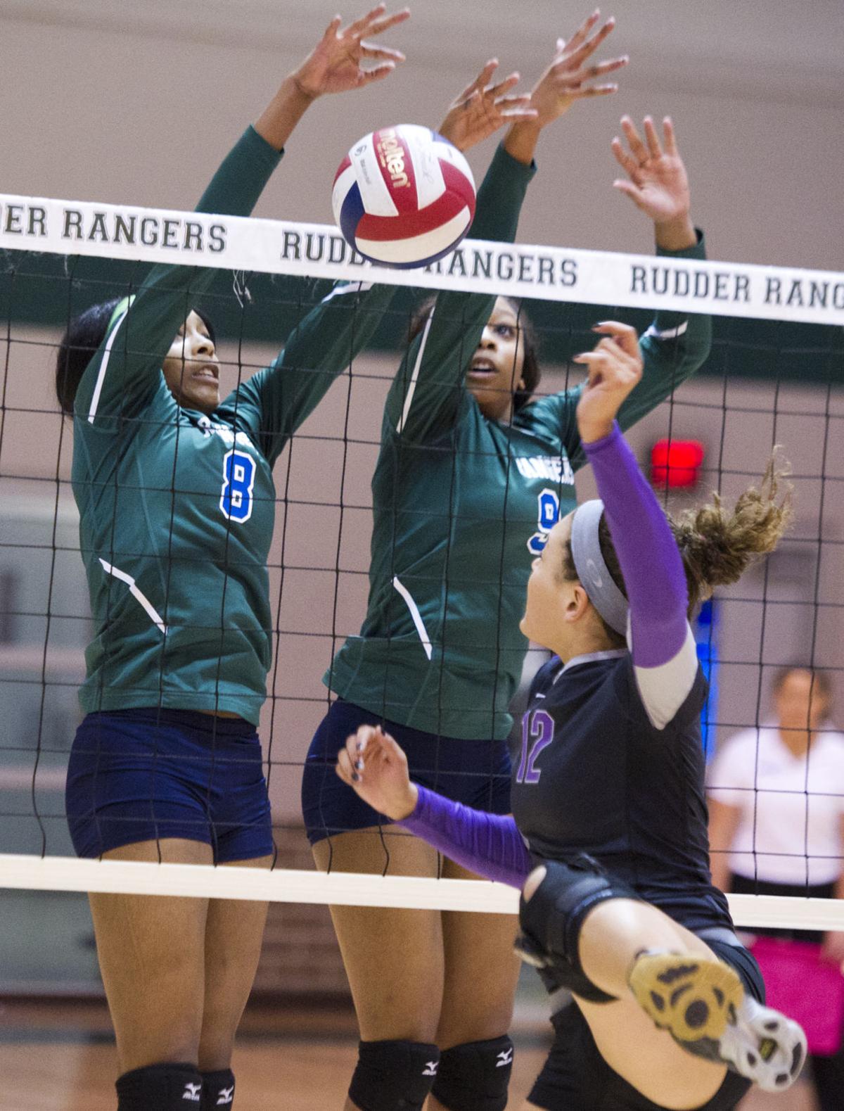 College Station-Rudder volleyball