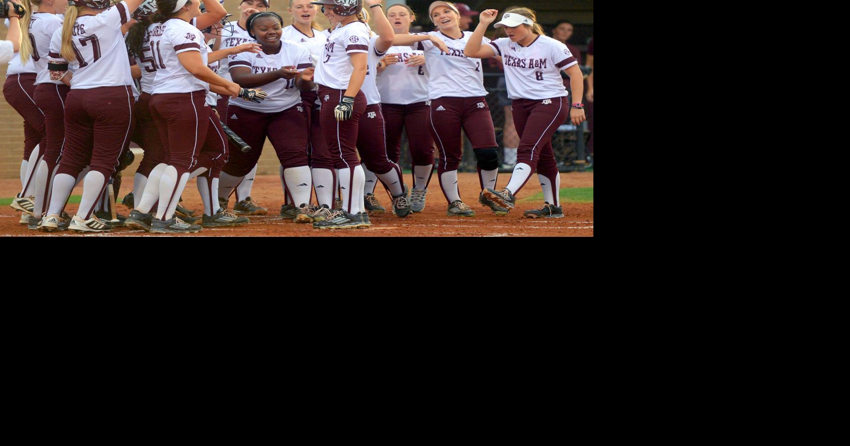 Texas A&M softball team has big night at plate in win over UNT