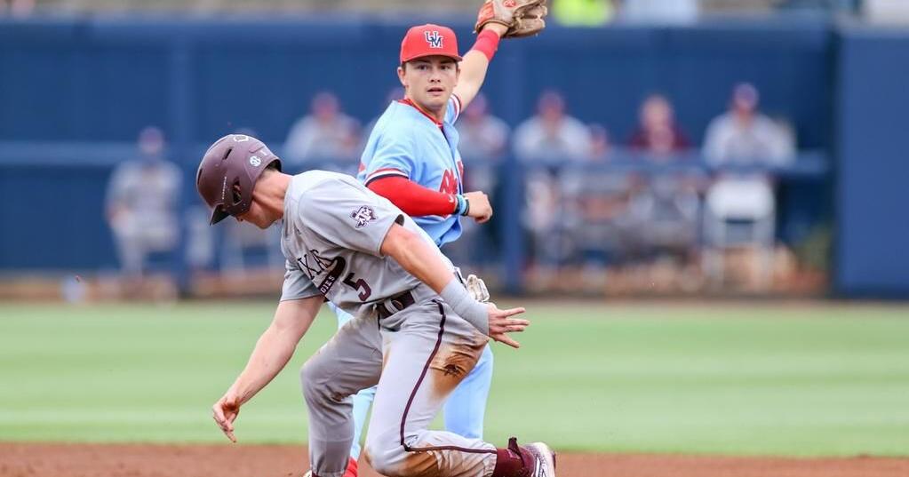 Aggie baseball team avoids the sweep at Ole MIss