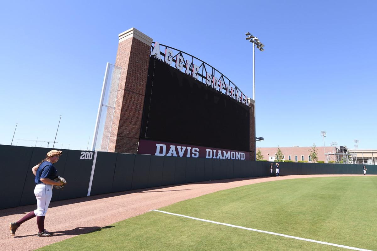 Former Texas A&M great Scarborough: Davis Diamond setting a new standard