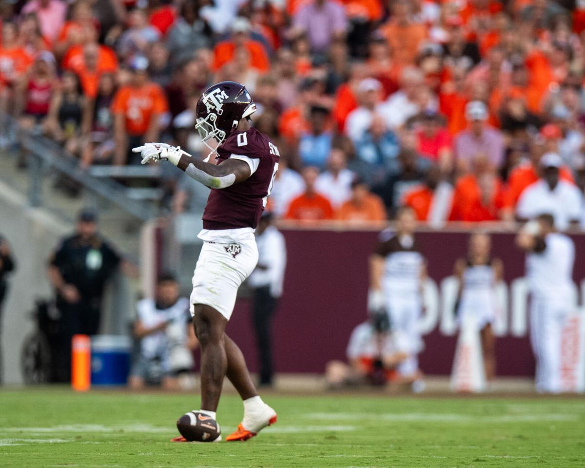 Texas A&M LB Scooby Williams played on torn meniscus in 2024