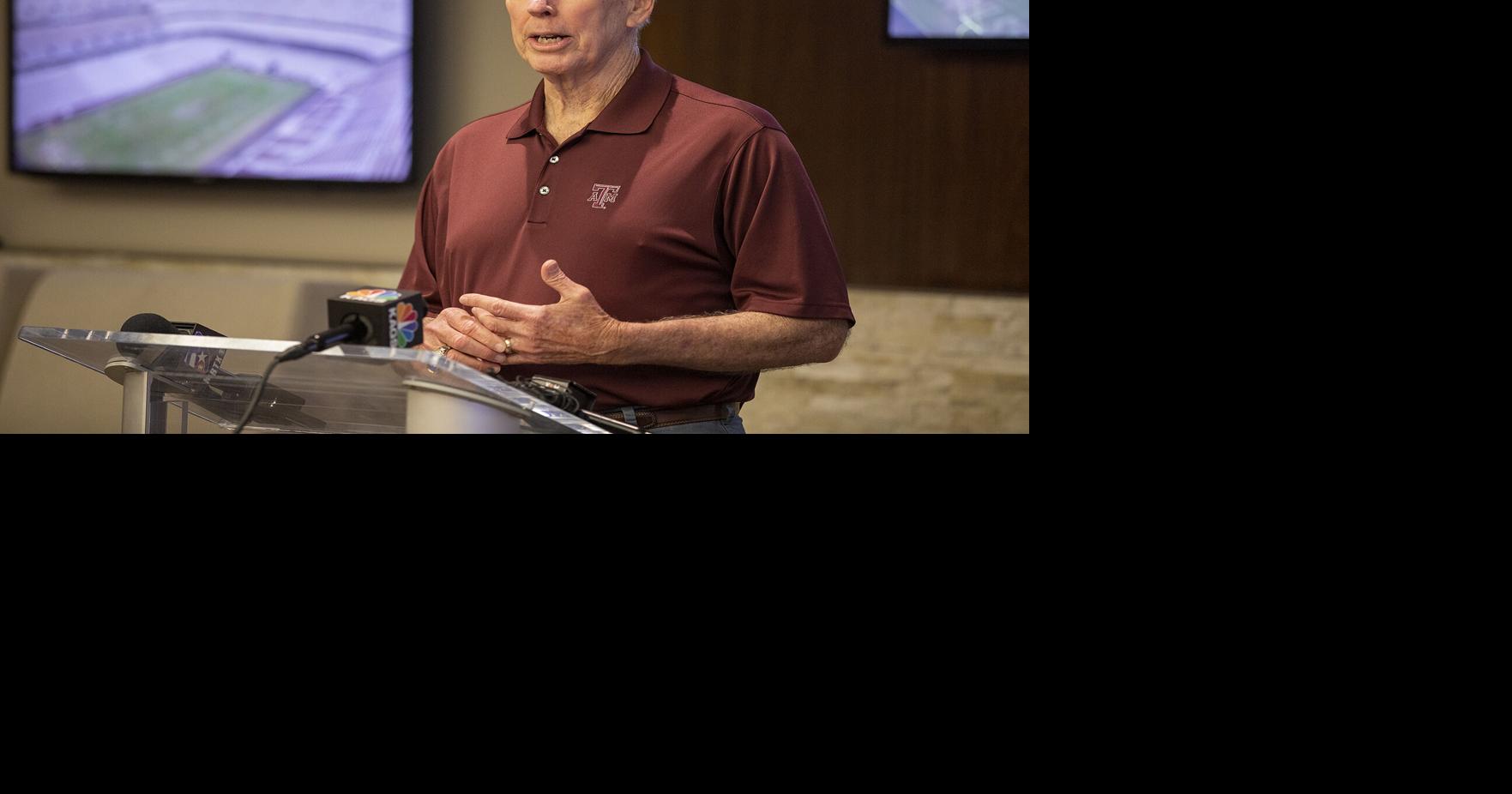 Texas A&M names R.C. Slocum interim athletic director