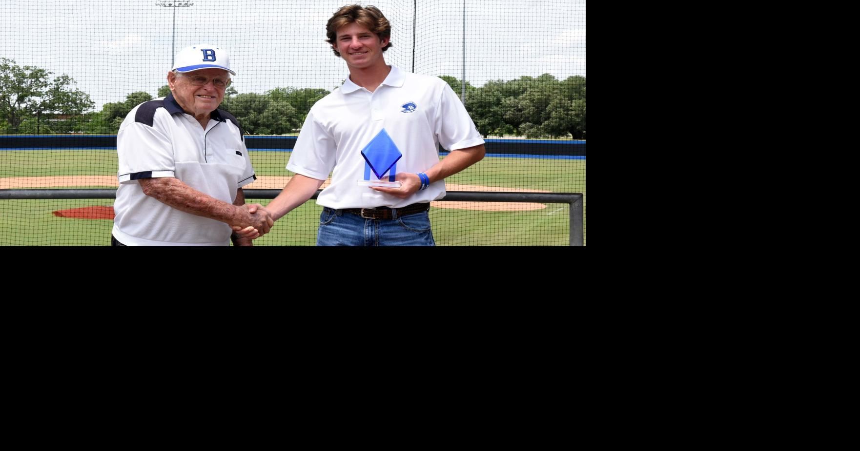 Cameron Gibbons earns Blinn’s Leroy Dreyer MVP Diamond Award
