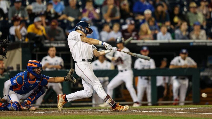 Texas A&M beats Florida in CWS