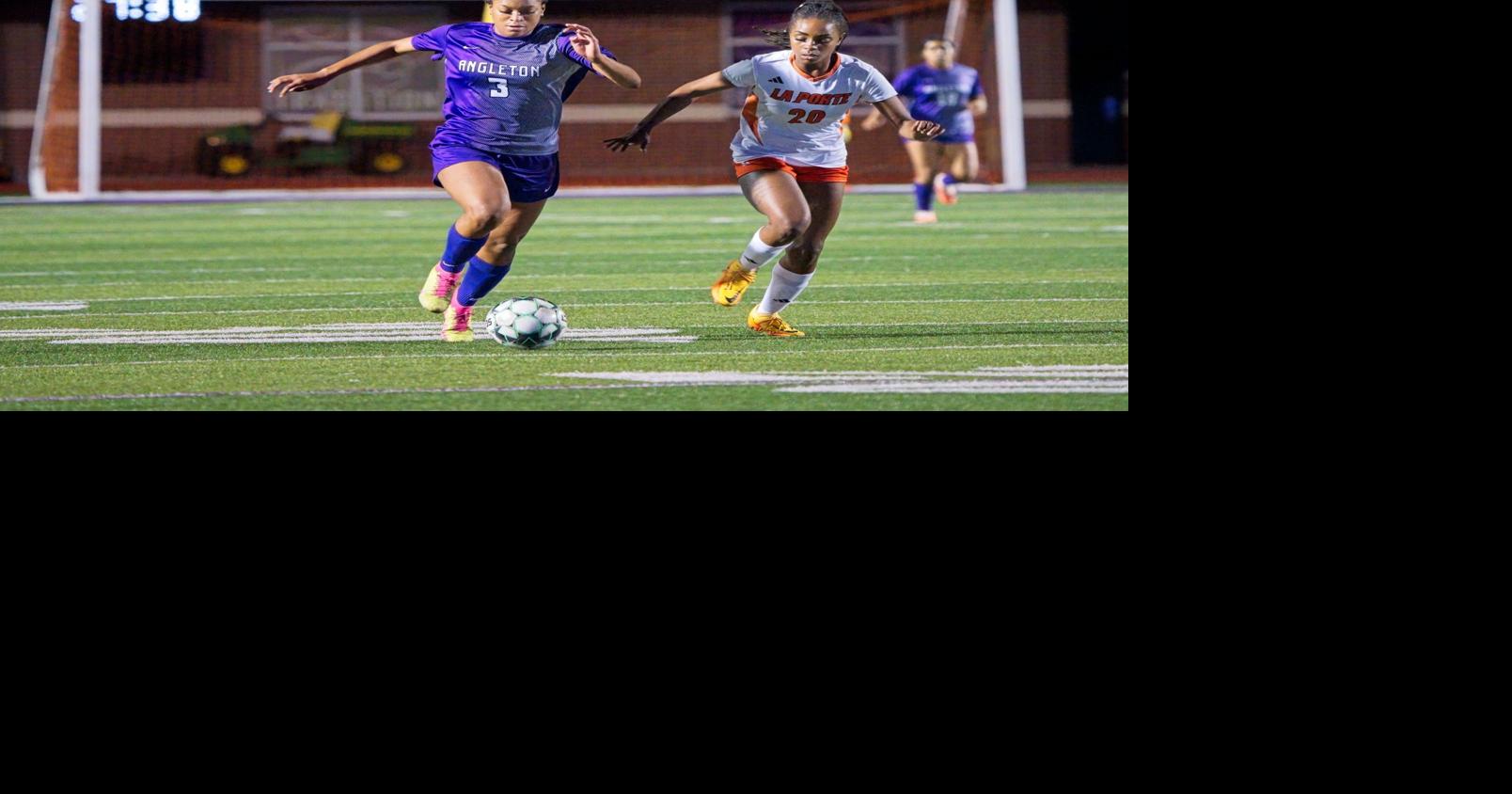 Angleton’s Alexander named offensive MVP | Sports | thefacts.com