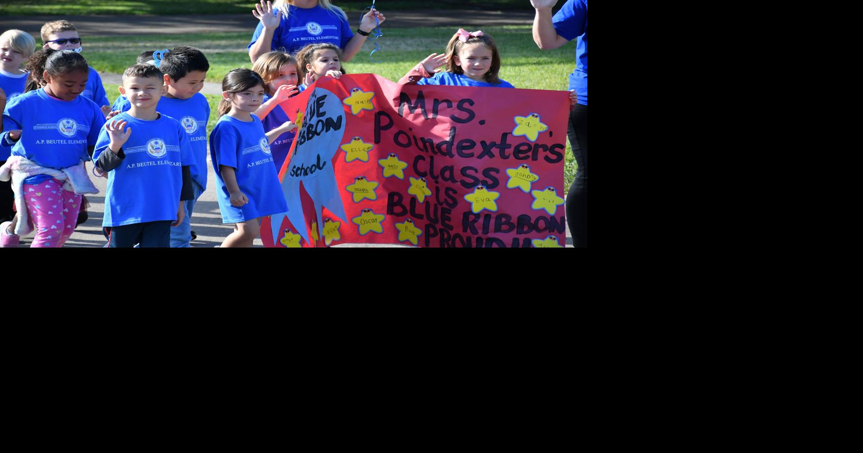 State and city officials join A.P. Beutel in parade | News | thefacts.com