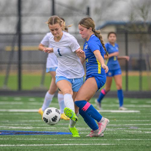 Sweeny shows grit in 2nd day of Classic | Sports | thefacts.com