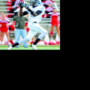 Sweeny rolls Robstown | High School Football | thefacts.com