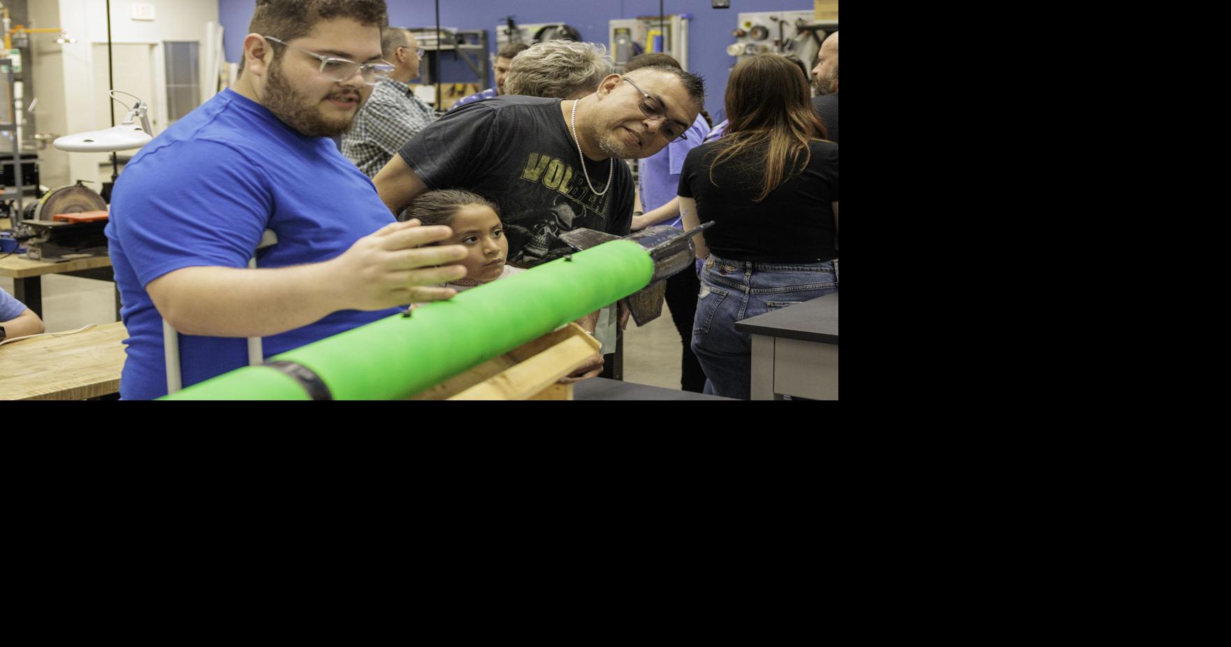 Brazoswood rocketry show off this year's rockets | News | thefacts.com