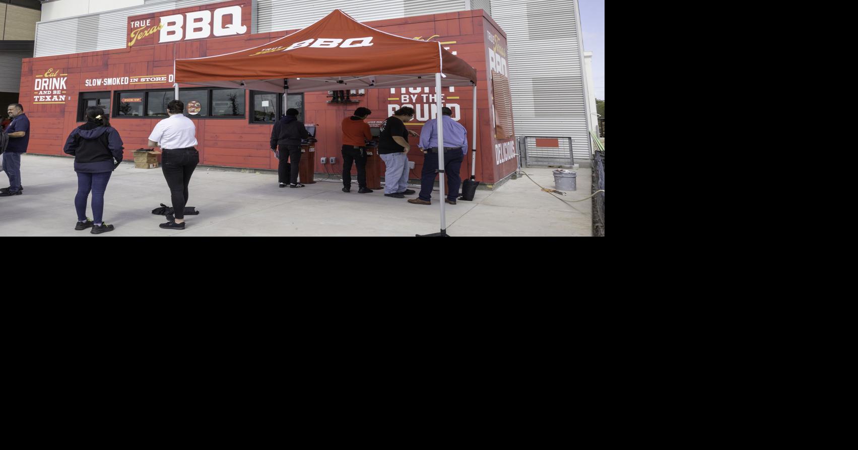 New Manvel H-E-B adds convenience, options for fast-growing area | News ...