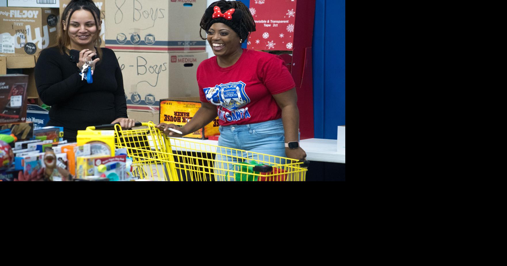 Freeport Blue Santa store opens after inventory loss | News | thefacts.com