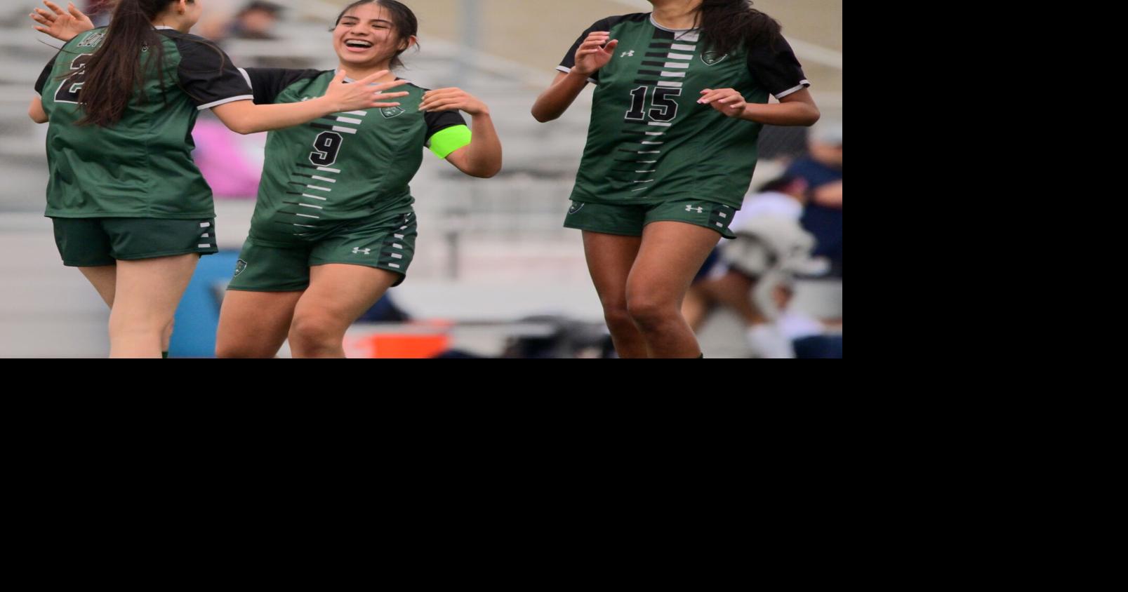 Iowa Colony sweeps Sweeny in soccer doubleheader | Sports | thefacts.com