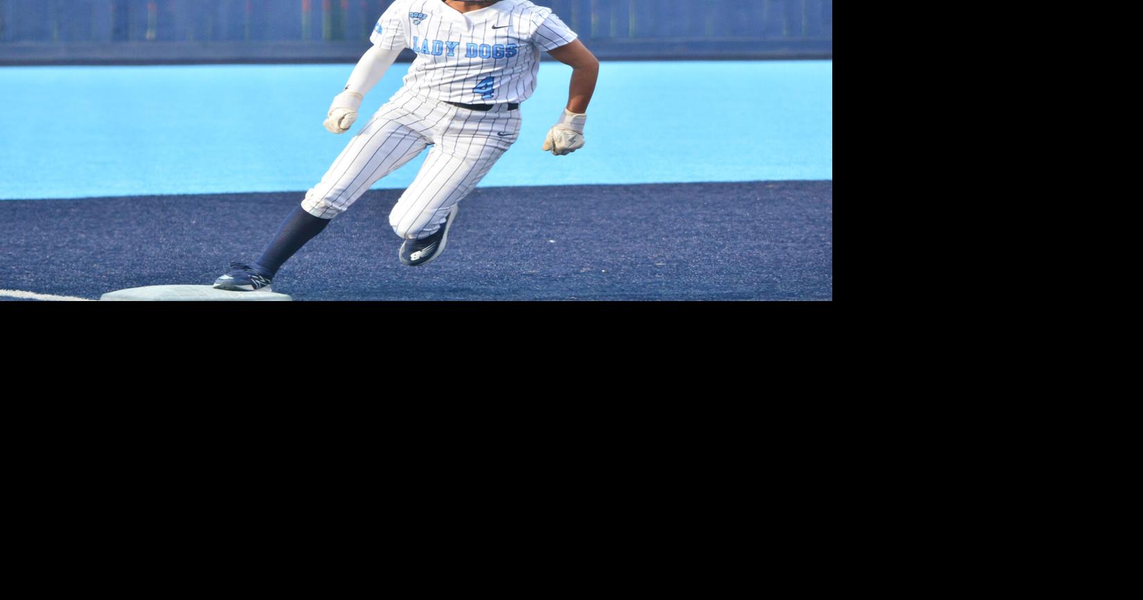 Columbia vs. Sweeny Softball | Gallery | thefacts.com