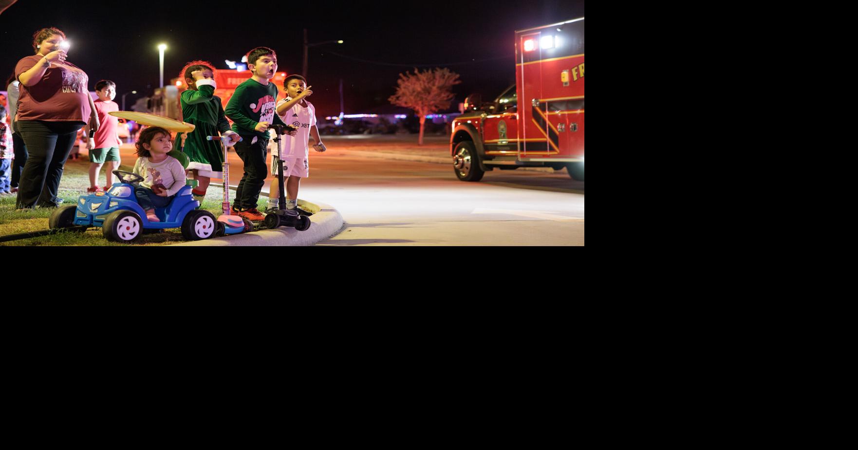 The Freeport First Responders Blue Santa Parade | News | thefacts.com