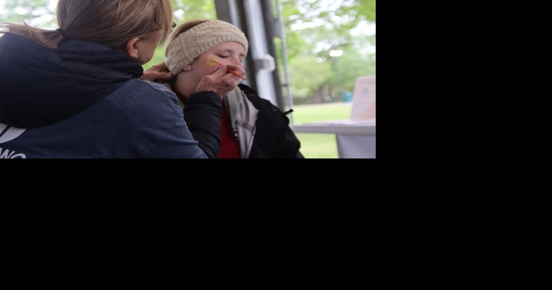 HERE TO HELP: Clute resource fair enlightens people to services | News ...