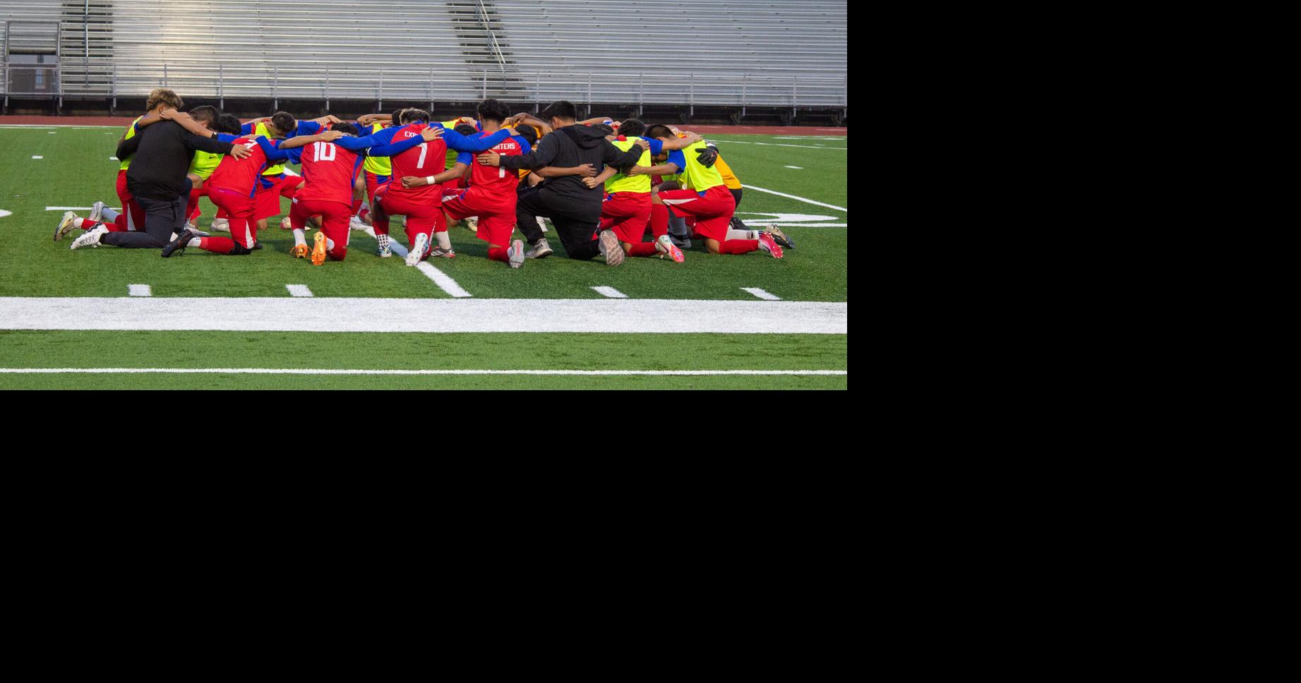 Rangel trying to instill winning ingredients in Brazosport soccer team ...
