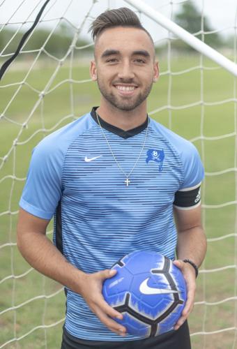 Brazoswood's Hoffman shines on the field | Sports | thefacts.com