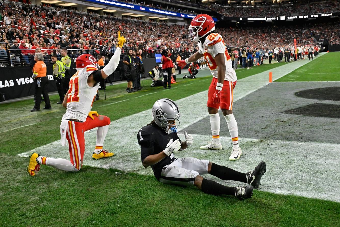 Chiefs Raiders Football | | thefacts.com
