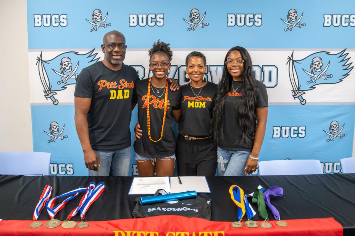 Baker takes the leap to college | Sports | thefacts.com