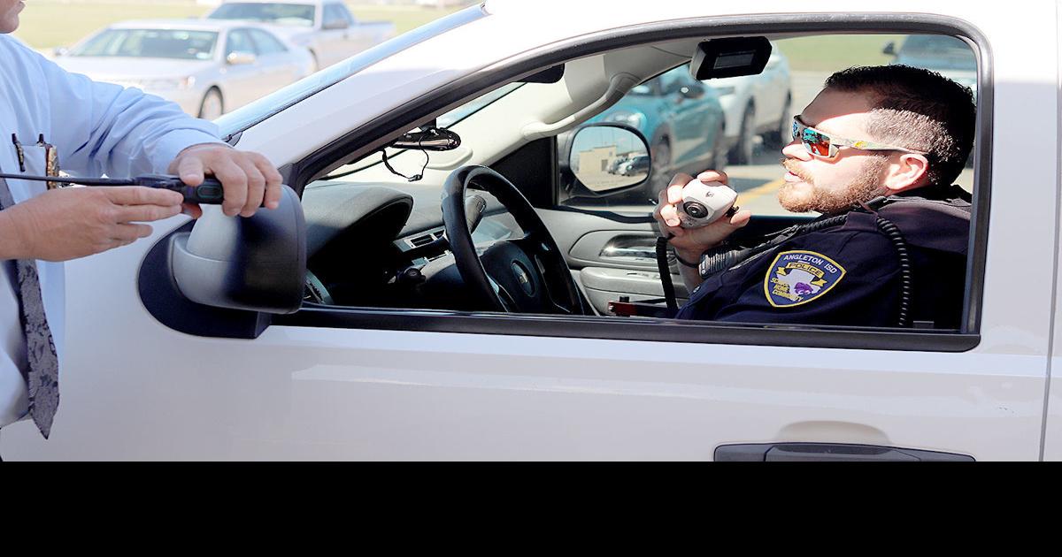 Angleton ISD police fully supplies officers with new radios | News ...