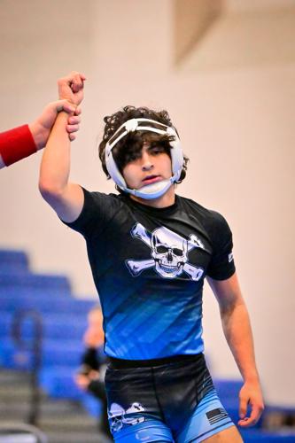 Brazoswood’s Reyna earned coveted 100th win during junior season ...