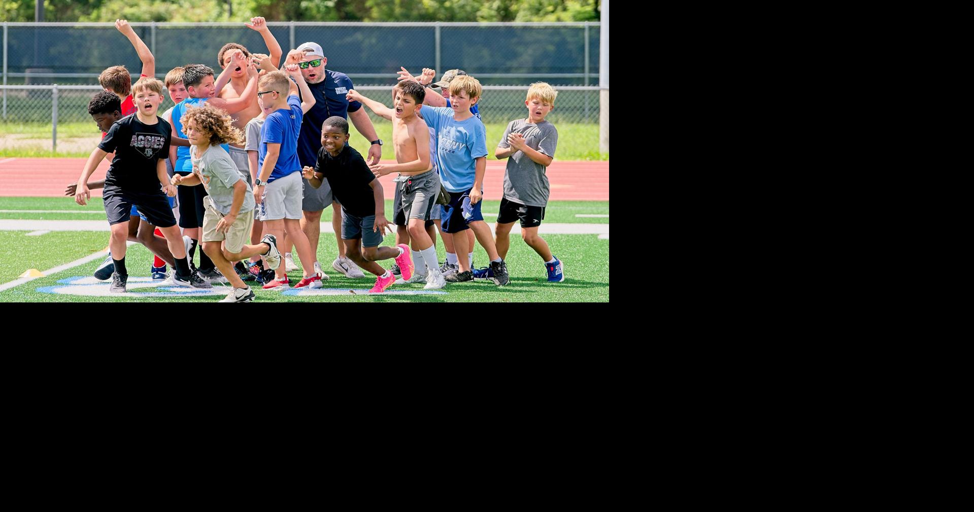 GALLERY: Sweeny Bulldogs Football Camp | Sports | thefacts.com