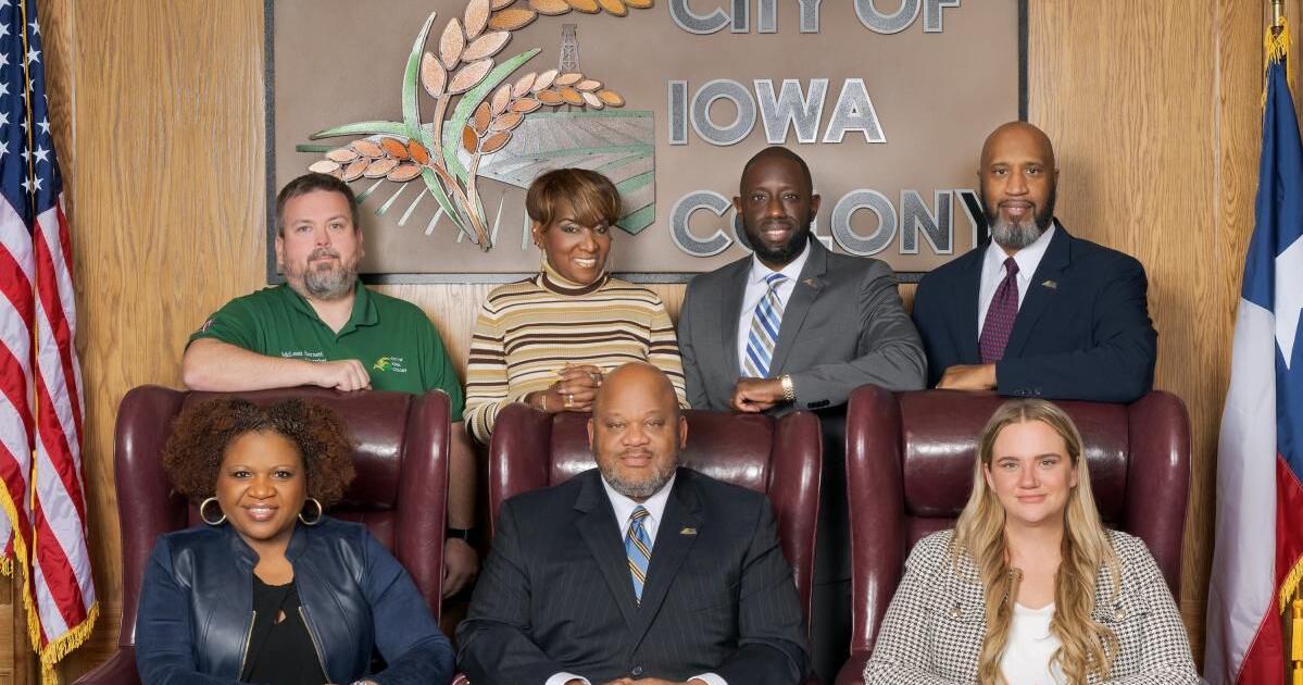 Five finalists named in Iowa Colony city manager search | News ...