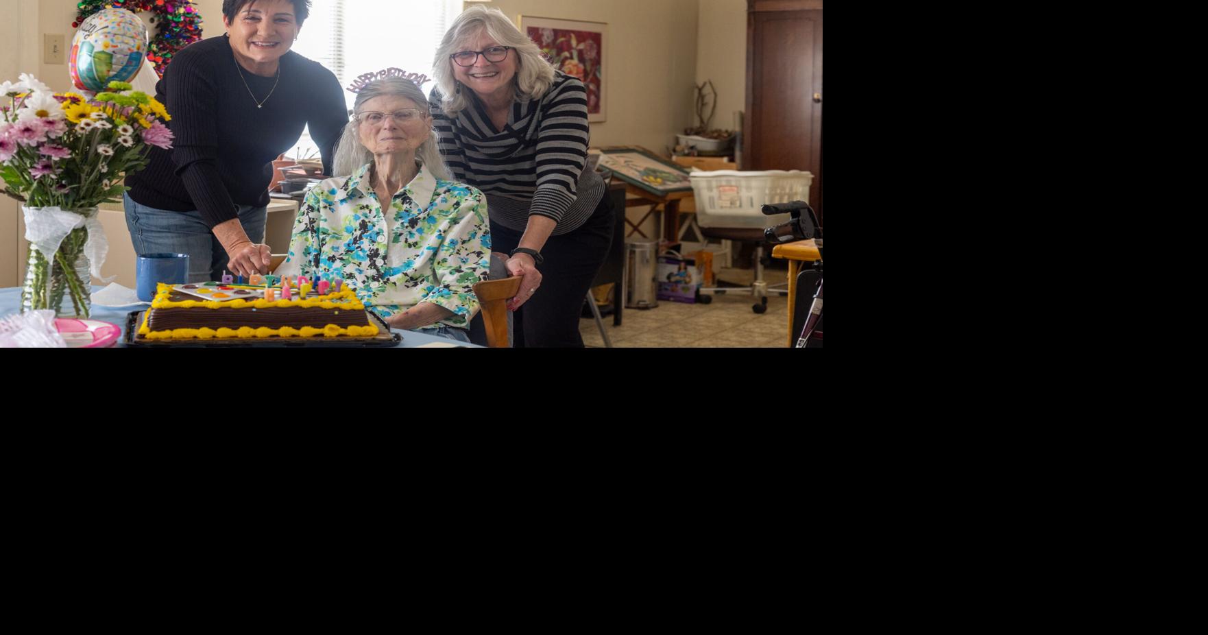 At 100, Mary Helen Bates’ memories span war, art, education and public ...