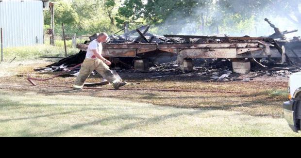 Alvin fire destroys home | News | thefacts.com