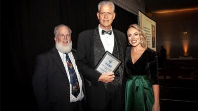 Chamber shares a year of growth at gala | News | thefoothillsfocus.com