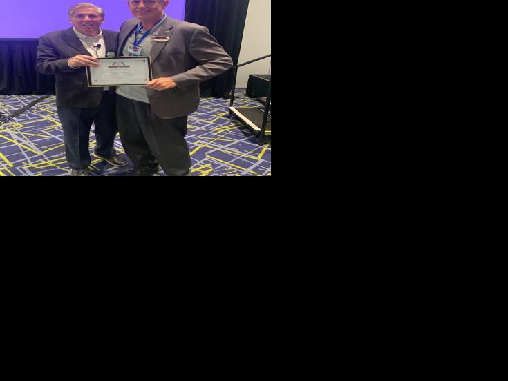 Finzer attends Berkshire Hathaway conference | News | thefoothillsfocus.com