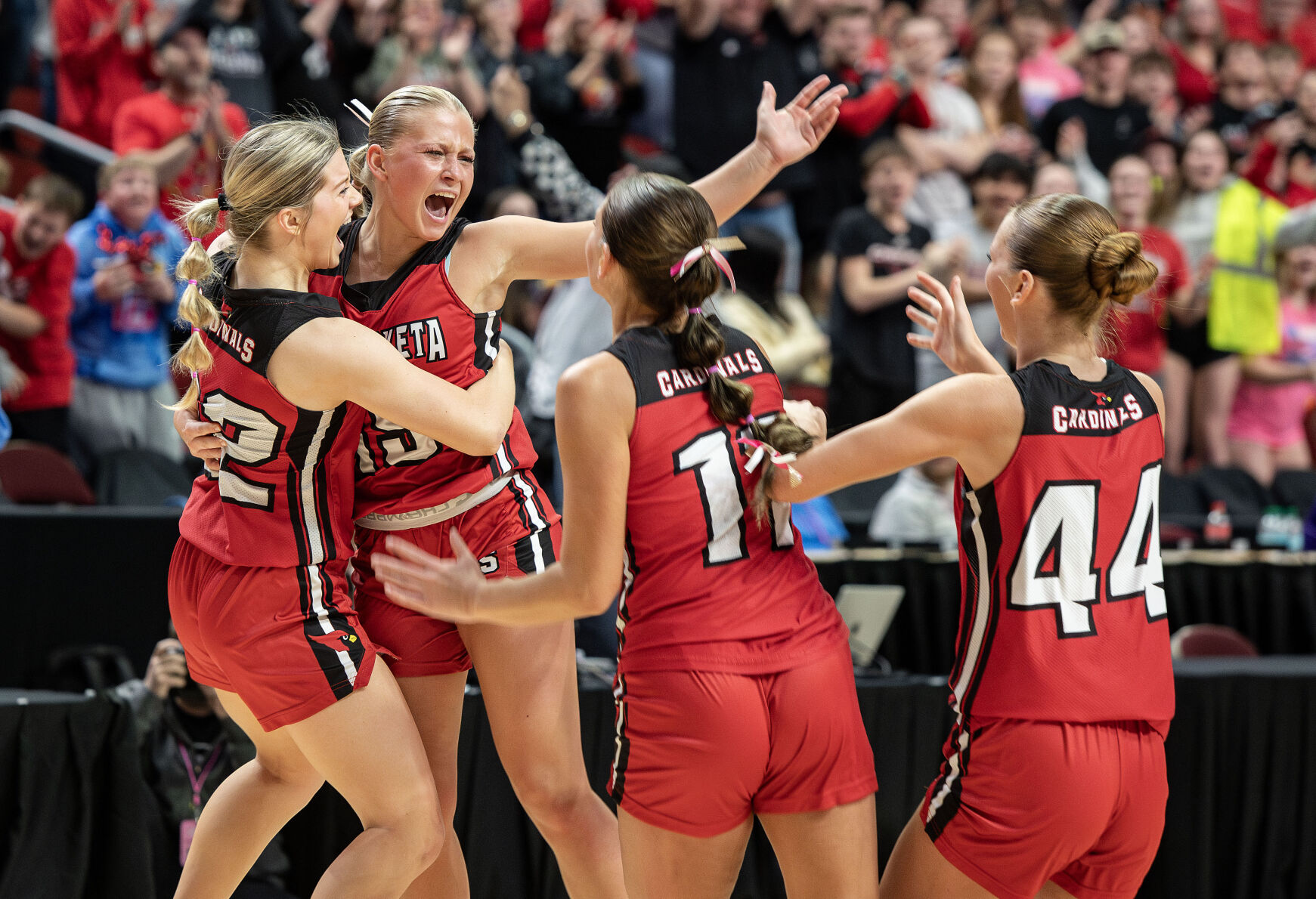 Photo gallery: Mount Vernon vs. Maquoketa in Class 3A Championship at ...