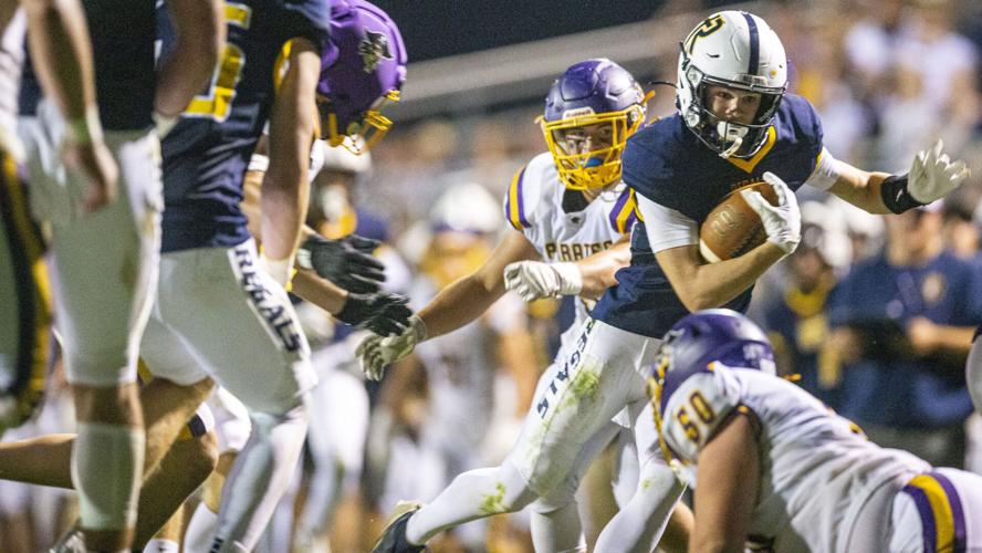 Photos: Alburnett vs. Iowa City Regina Football Friday, September 12 ...
